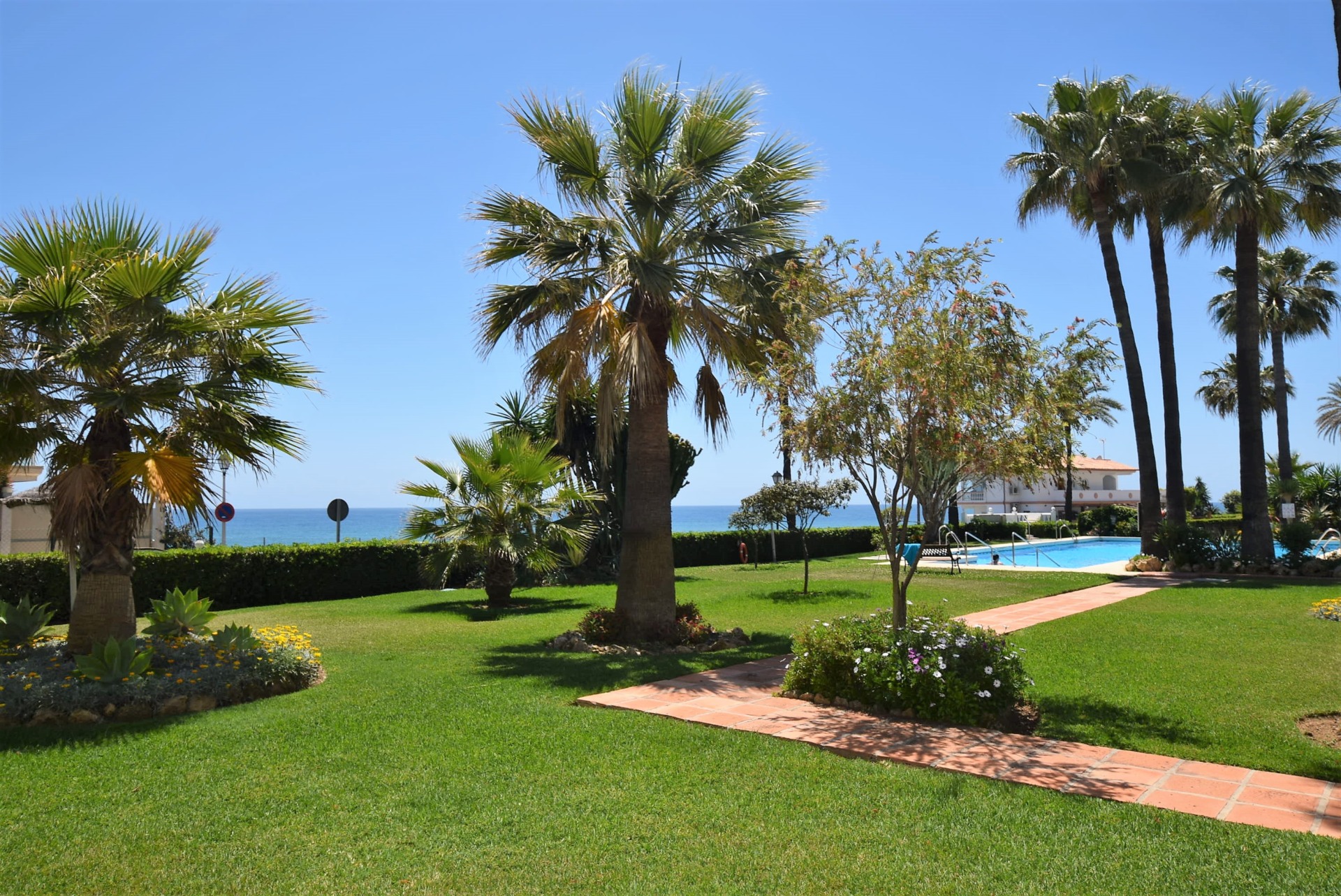 Torrenueva Property for Sale: Villas, Apartments and Townhouses